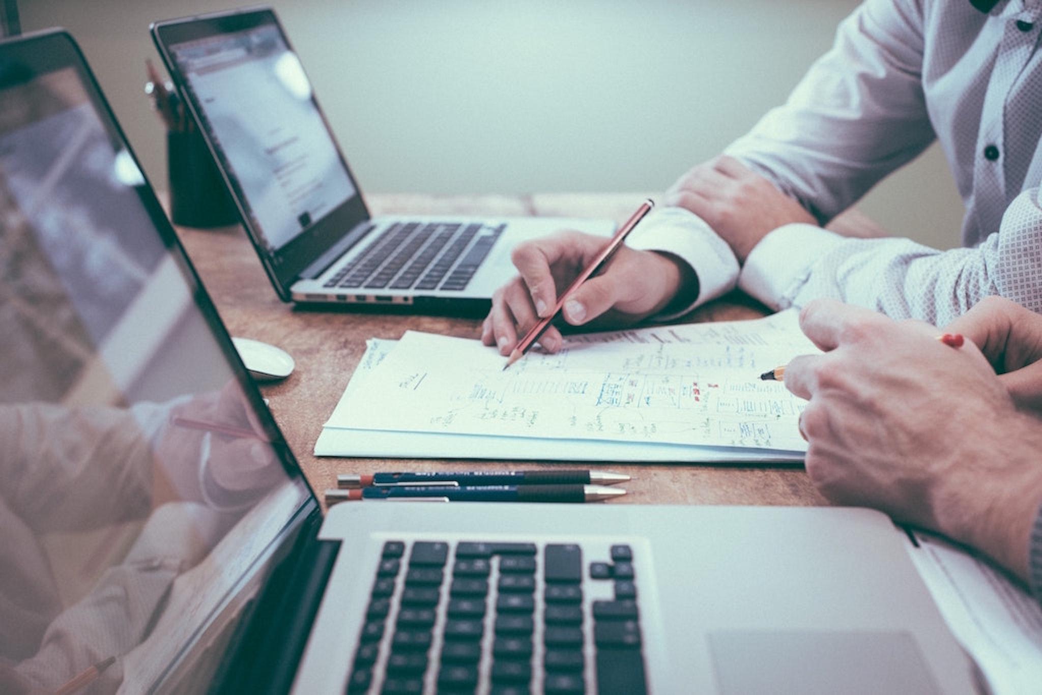 Exploring Careers in Financial Advisory Services - DualFinances